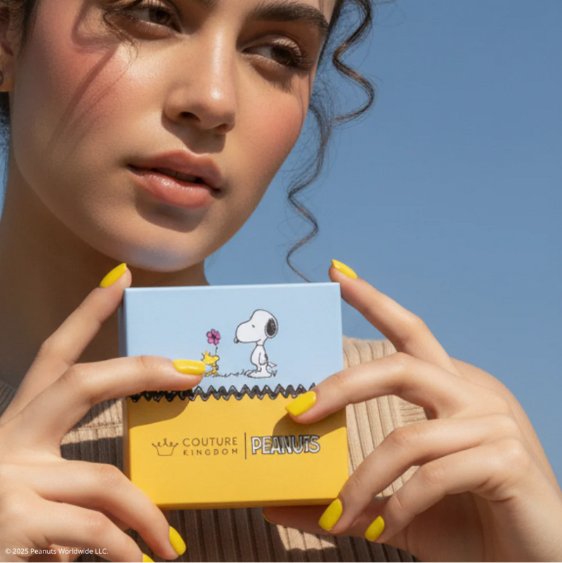 Peanuts - Snoopy Stud Earrings